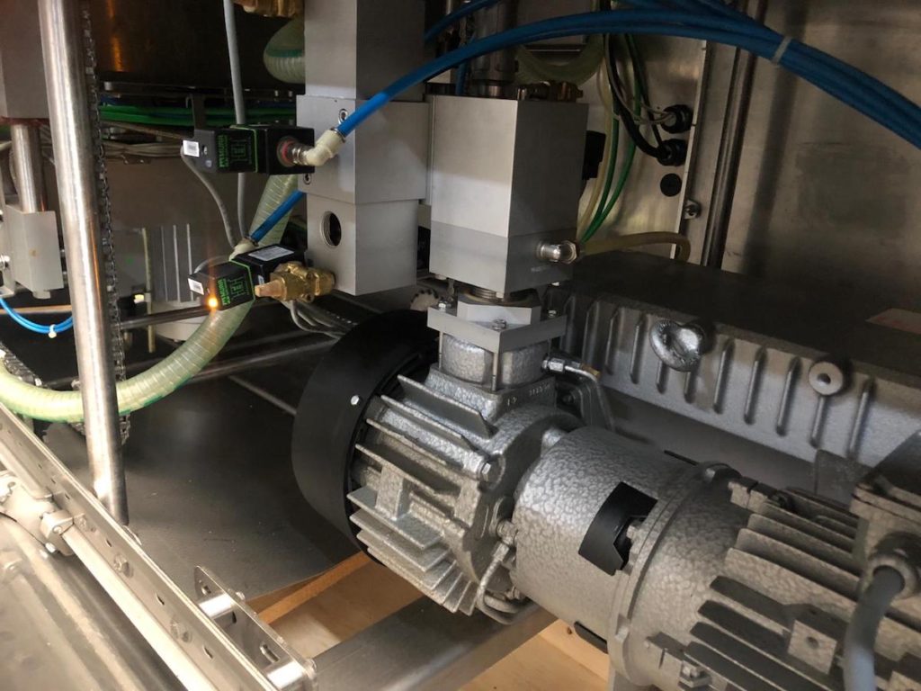 Multivac T300 traysealer - Food Machinery Holland