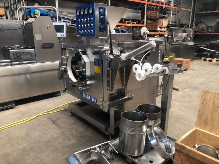 Baader 605 soft seperator - Food Machinery Holland