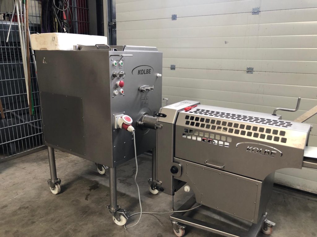 Kolbe meat portioning line - Food Machinery Holland