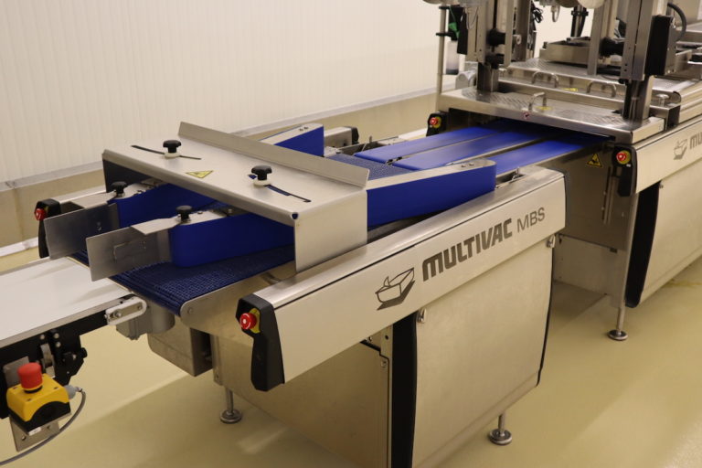 Multivac R535 thermoformer - Food Machinery Holland