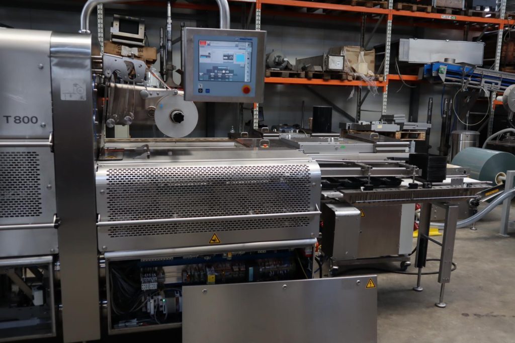 Multivac T800 automatic traysealer - Food Machinery Holland