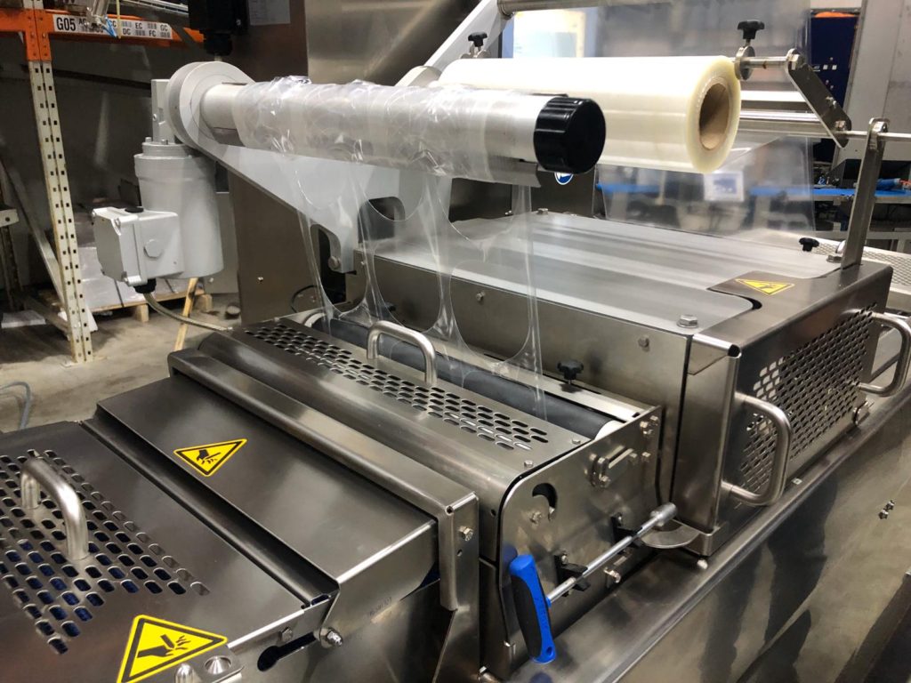 Multivac T300 automatic traysealer - Food Machinery Holland
