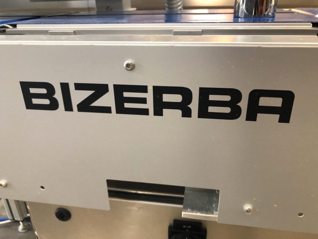 Bizerba weigh price labeller - Food Machinery Holland