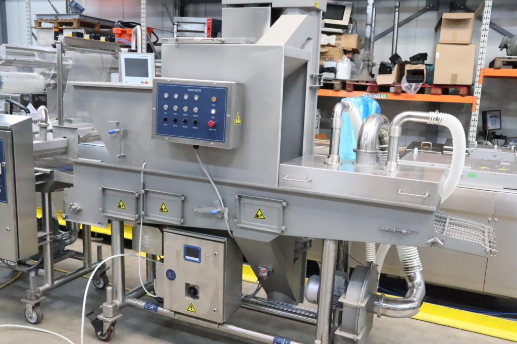Hiwell battering and breading line - Food Machinery Holland