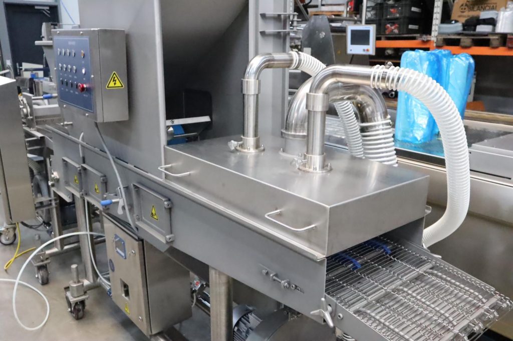 Hiwell battering and breading line - Food Machinery Holland