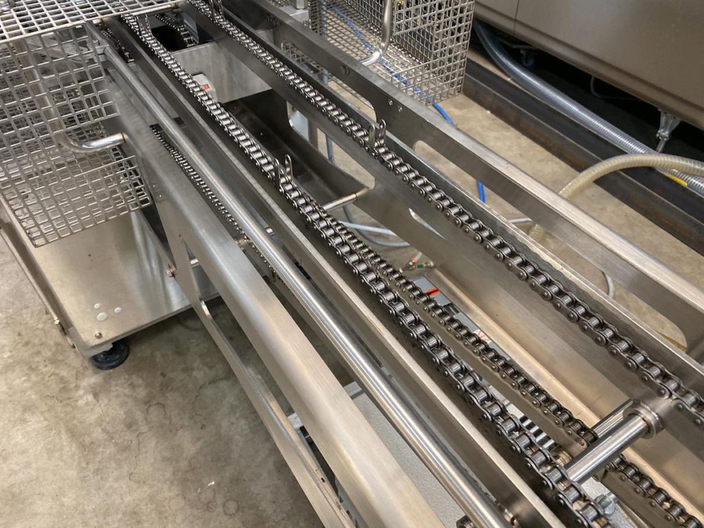 Mondini E340VG traysealer - Food Machinery Holland