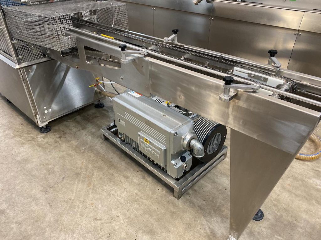 Mondini E340VG traysealer - Food Machinery Holland
