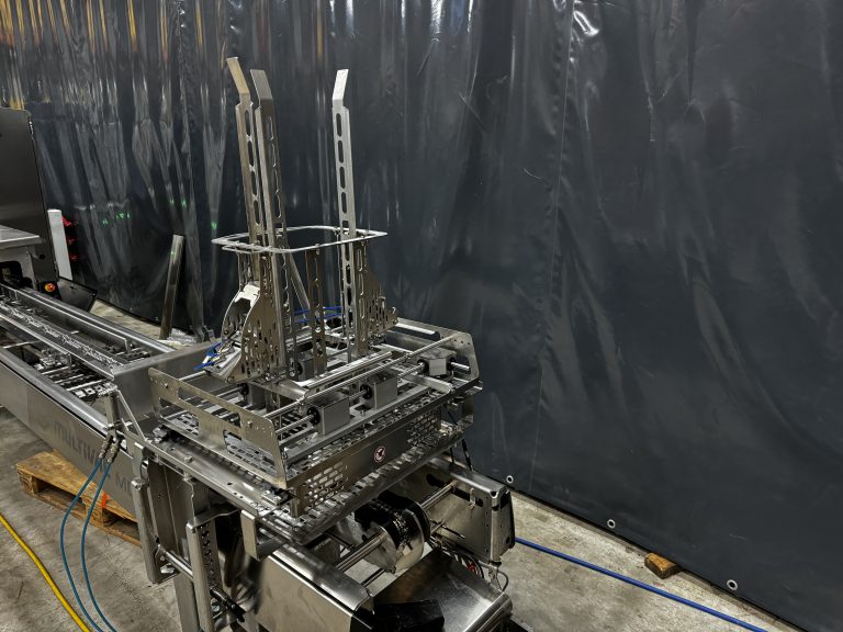 2017 Multivac T600 Traysealer with tray denester - Food Machinery Holland