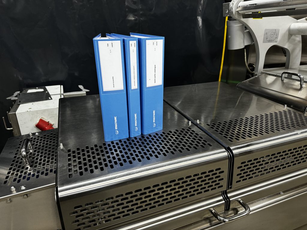 2017 Multivac T600 Traysealer with tray denester - Food Machinery Holland
